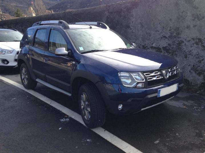 DUSTERTEAM • Afficher le sujet - DUSTER SL STEEL 4x2 Bleu Cosmos