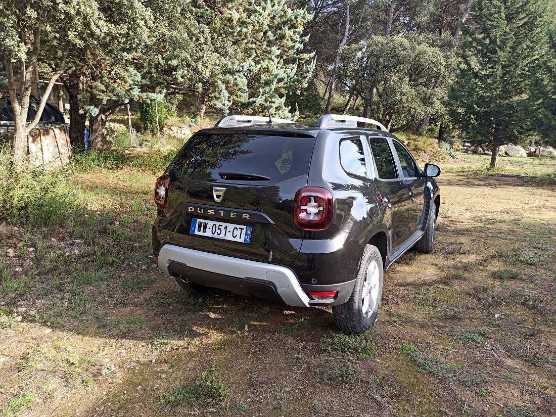 DUSTERTEAM • Afficher le sujet - Confort 4x2 1.0 TCE 100 / Noir nacré